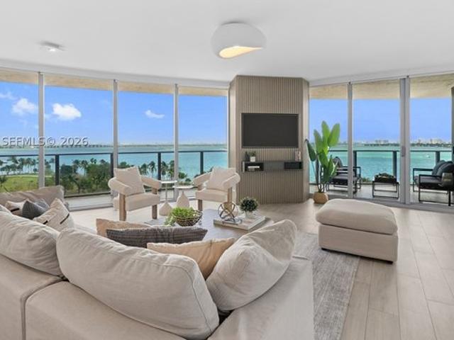 488 NE 18th St Unit 715, Miami, FL 33132