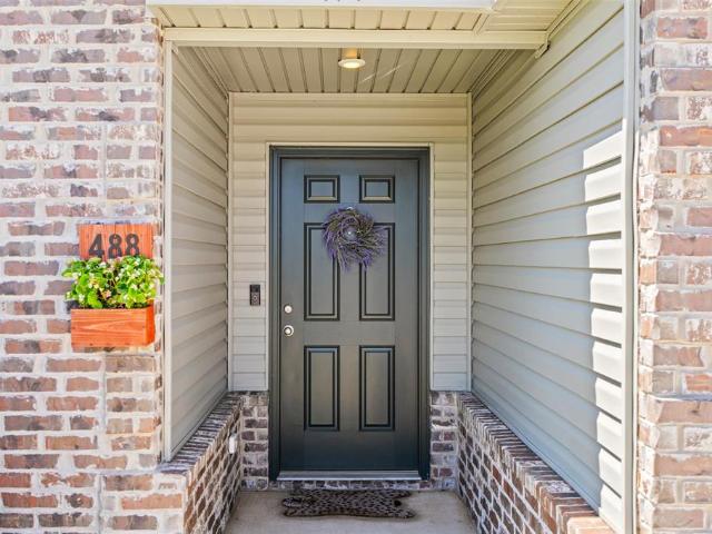 488 SE 7th Place