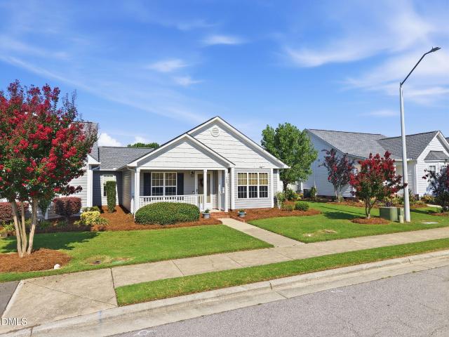 488 Pinecroft Drive
