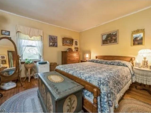 488 Ridge Rd