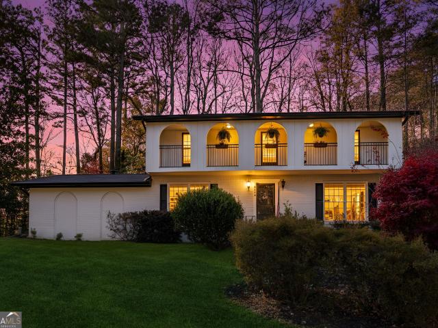 4894 Macbain Lane