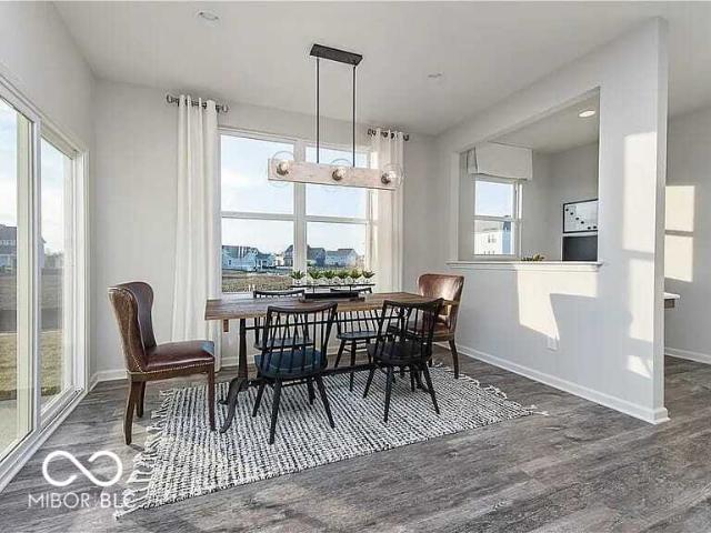 4894 Oak hl Drive