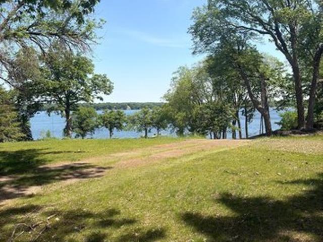 4894 Bridgevine Way, Independence, MN 55359