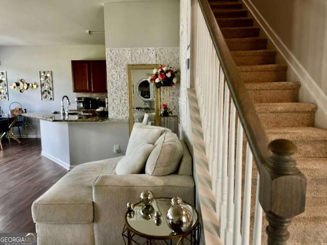 4895 Hillstone Drive