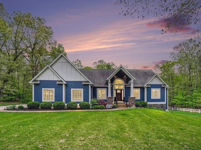 4895 Terravita Dr, Whitehall, MI 49461