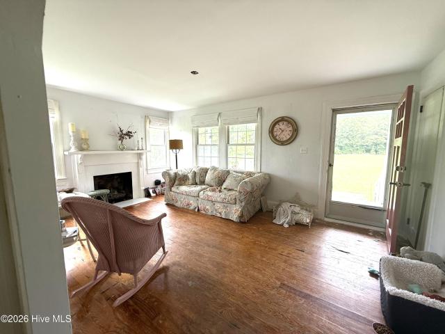 4897 Braxton Road