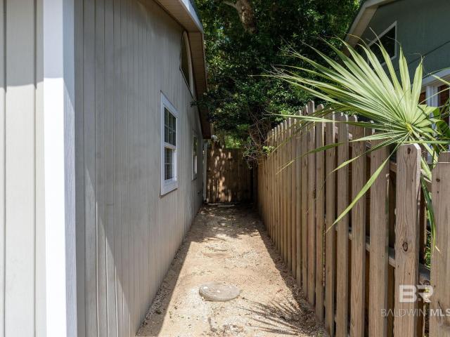 4898 Bay Circle
