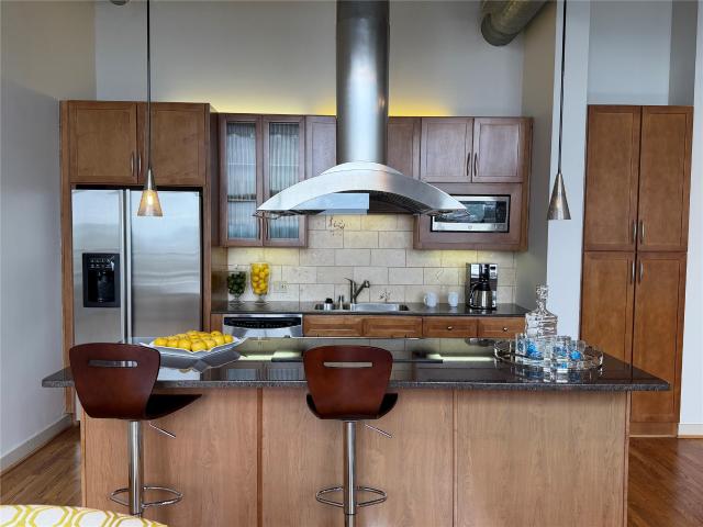 4899 Montrose Boulevard 1707