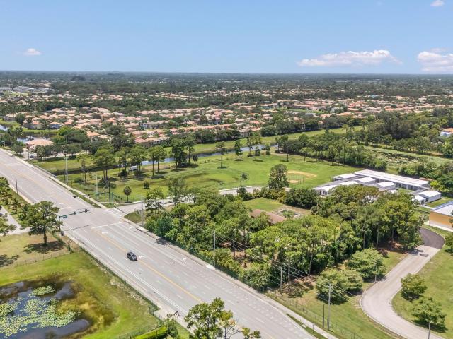 4899 Haverhill Rd, Greenacres, FL 33463 | MLS #B26053