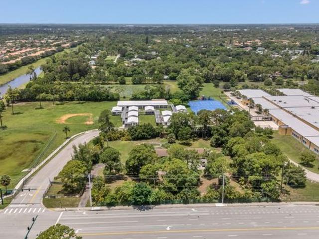 4899 S Haverhill Rd, Greenacres, FL 33463