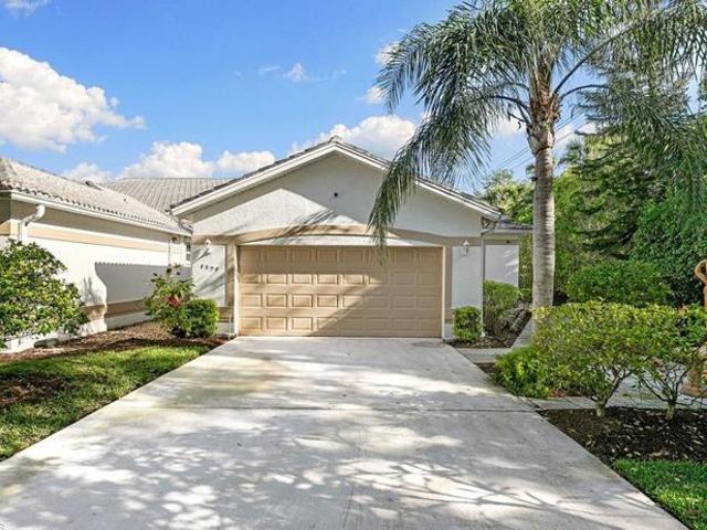 4899 W Blvd Ct #3, Naples, FL 34103