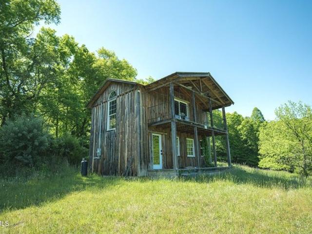 4892 Limestone Valley Rd, Duffield, VA 24244