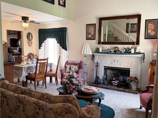 4893 W Kingsmill