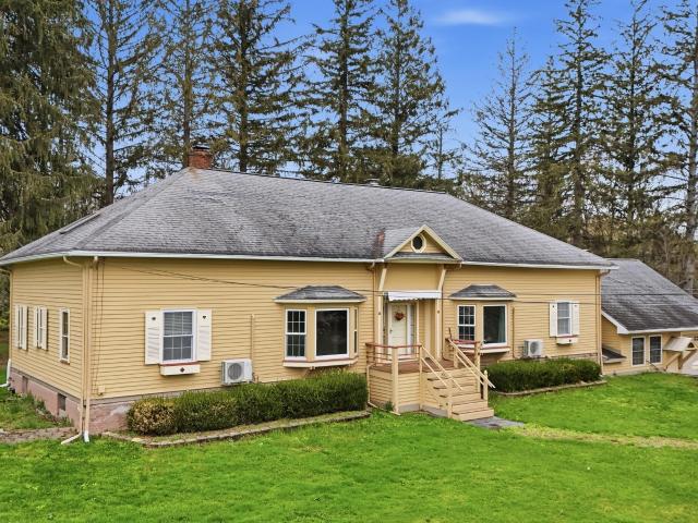 489 Calkins Road