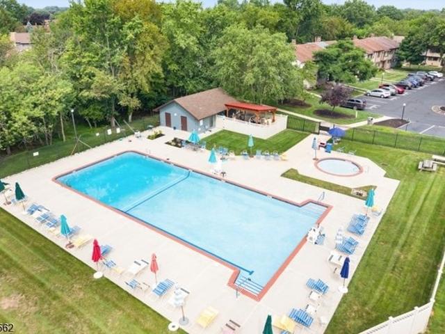 489 Brookside Ln, Hillsborough Twp, NJ 08844