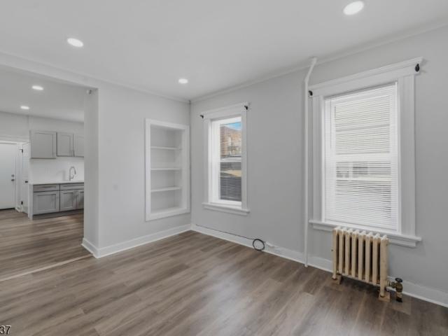 489 E 22Nd St # 1