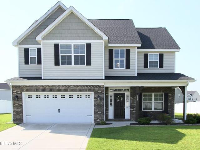 489 Holly Grove Dr, Winterville, NC 28590