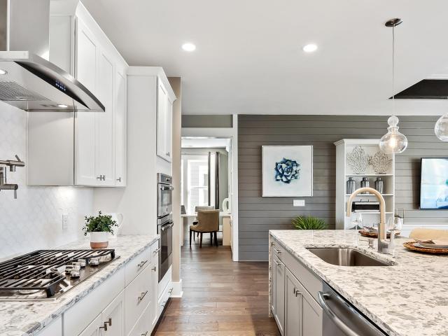 489 Hundred Oaks Parkway