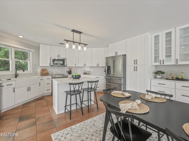 489 Jefferson Lane