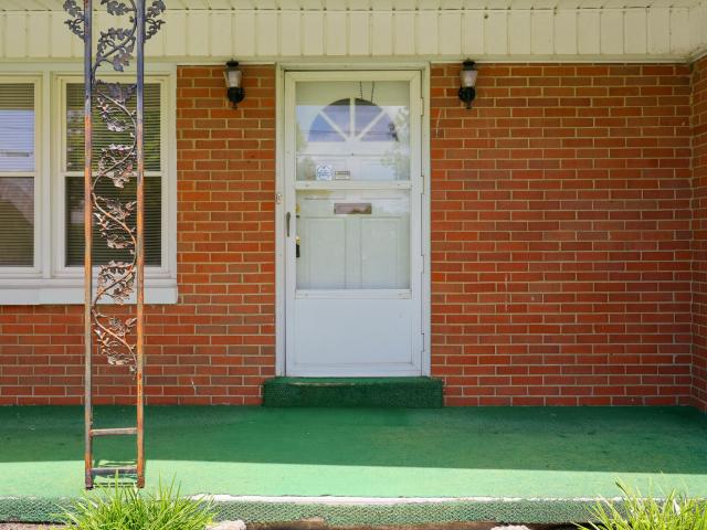 489 Lynn Drive