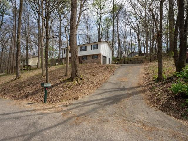 489 Moore Cir NE, Cleveland, TN 37312