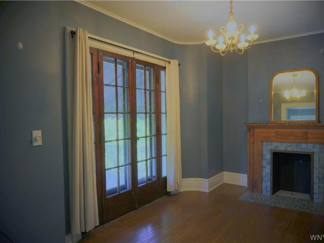 489 Norwood # Upper