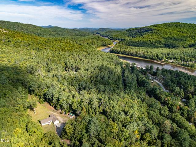489 River Road
