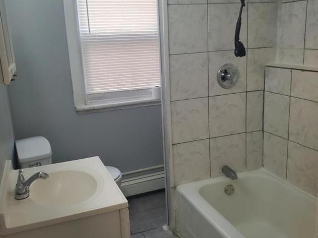 489 W Hanover Street