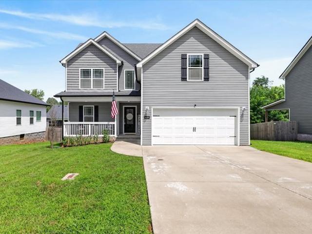 489 Woodtrace Dr, Clarksville, TN 37042