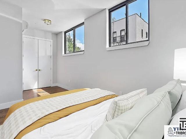 489 Washington Avenue 2P