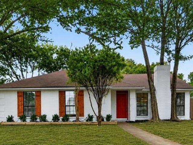 489 Weaver St, Cedar Hill, TX 75104