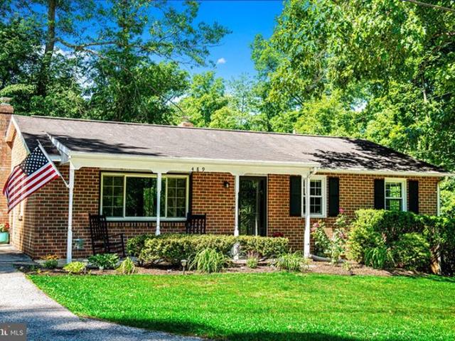 489 Well Dr, New Freedom, PA 17349