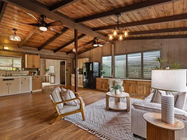 48 459 Kamehameha Hwy, Kaneohe, HI 96744