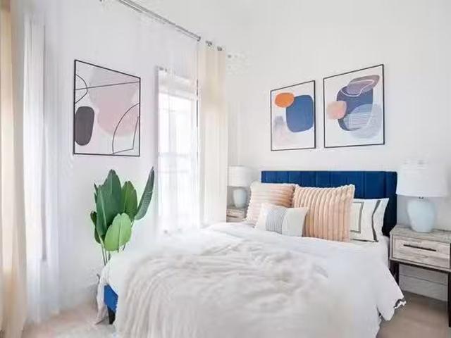 #48 4FE: Room in 2 Bedroom and 1 Bathroom