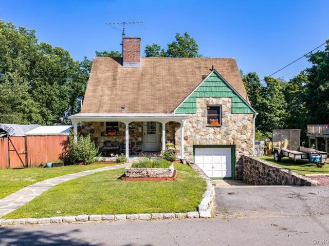 48 50 Mountain Ave, Middletown, NY 10940