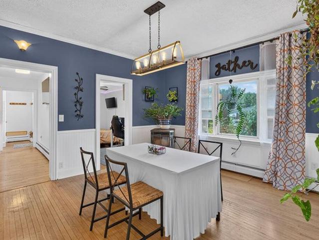 48 6th St, Bangor, ME 04401
