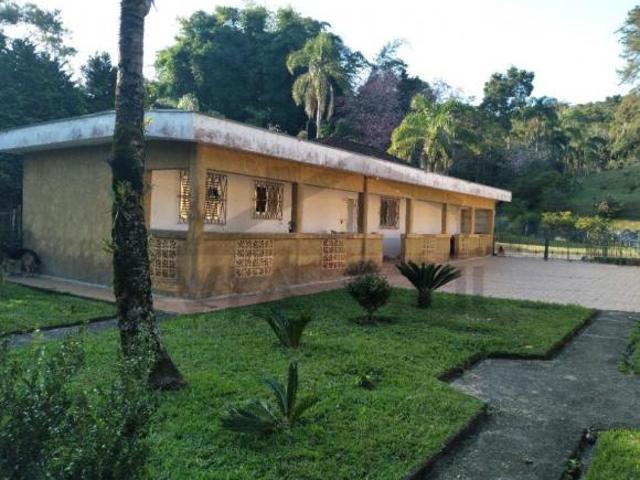 48.000 m² Chácara à venda em Juquitiba/SP. Com piscina, lago e 03 casas