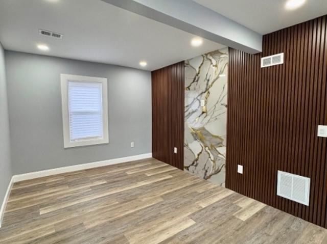 48 2nd St