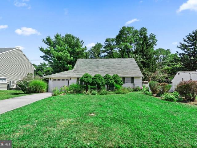 48 Towpath Road