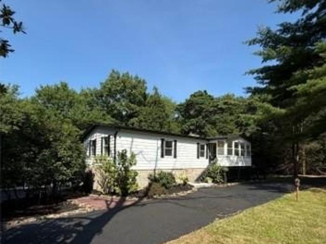 48 White Spruce Way, Penn Forest Township, PA 18229
