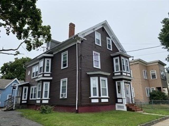 48 Whiting St, Lynn, MA 01902