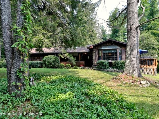 48 Willa Ln, Chichester, NY 12416