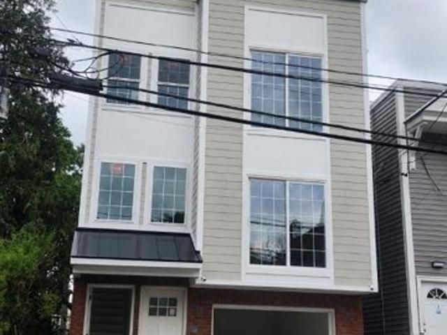 48 Willoughby St, Newark, NJ 07112