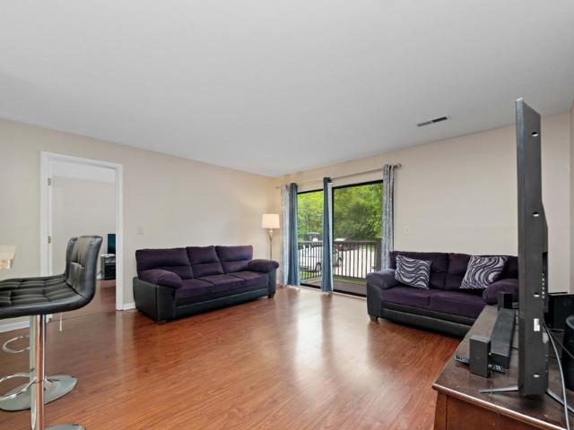 48 Woodland Hills Drive # 7