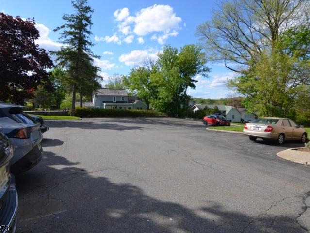 48 Woodport Rd