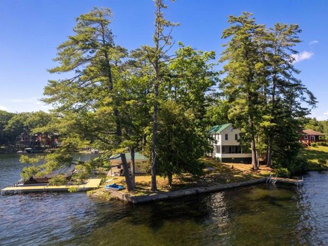 48 Acorn Lodge Rd, Castleton, VT 05735
