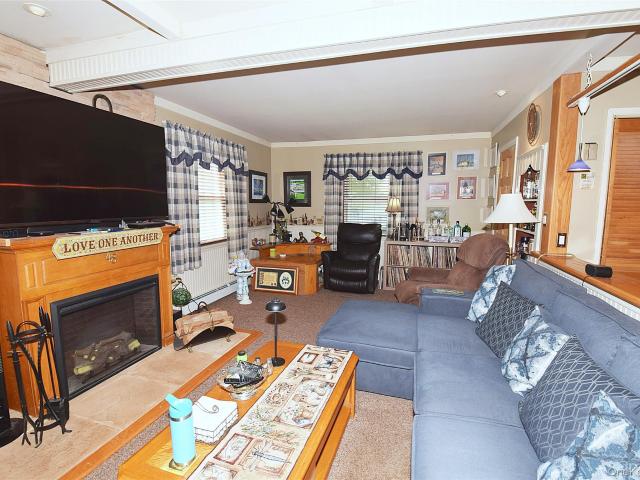 48 Barnyard Lane
