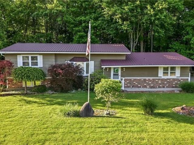 48 Bentley Ave, Greenville, PA 16125