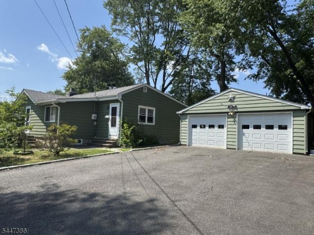 48 Beechwood Ave