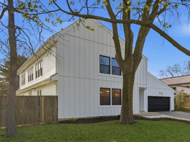 48 Birchwood Ave, Deerfield, IL 60015 | MLS #12636 | Compass